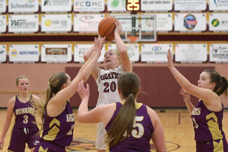 Lady Pirates crush Logan | Preston Citizen | hjnews.com