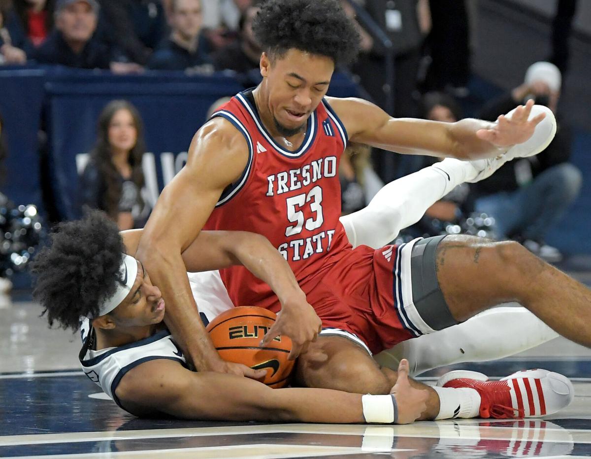 USU men’s basketball: Aggies back on the winning track, tame Bulldogs ...