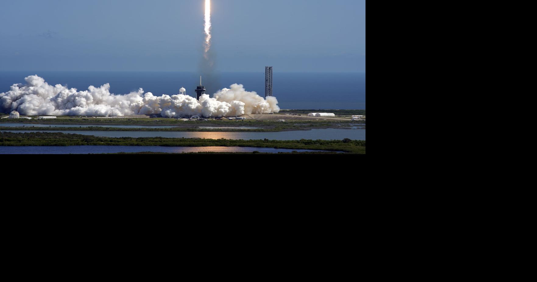 NASA spacecraft rockets toward Jupiter's moon Europa in search of the ...