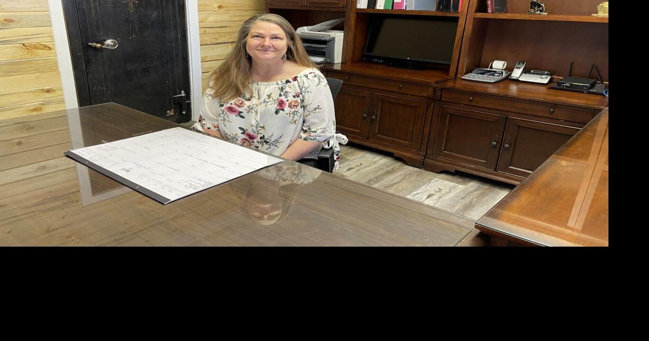 Meet the New Paris City Clerk | News-Examiner | hjnews.com