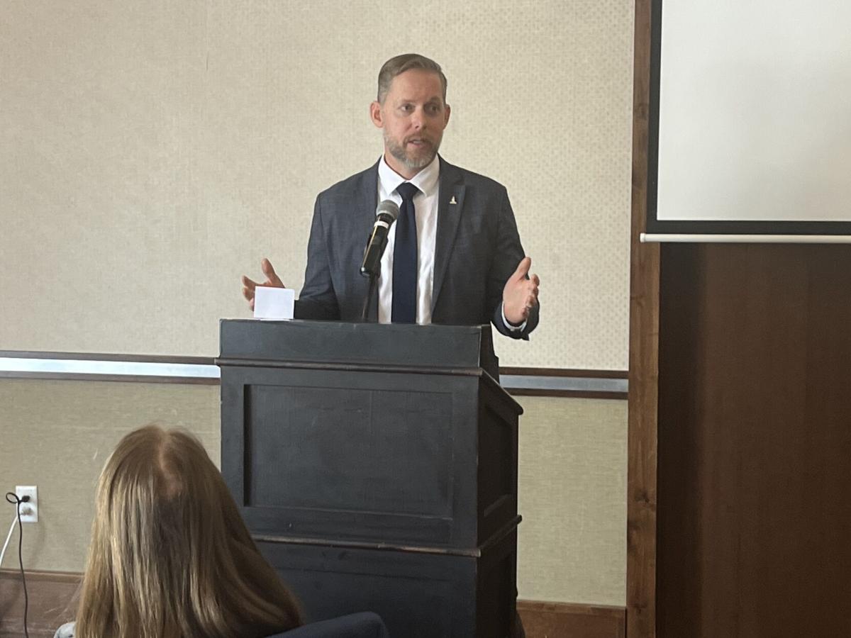 Zook addresses economy, transportation at State of Cache County lunch ...