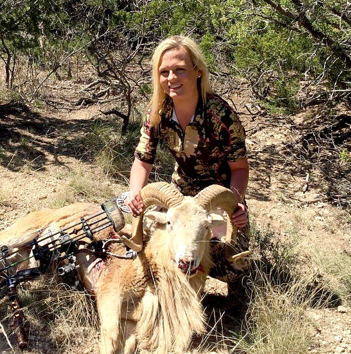 Extreme huntress: Local archer sets sights on women's hunting ...
