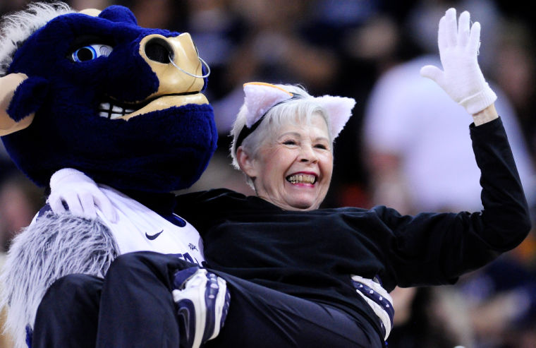 Photo Gallery: Utah State-UNLV Basketball | Multimedia | hjnews.com