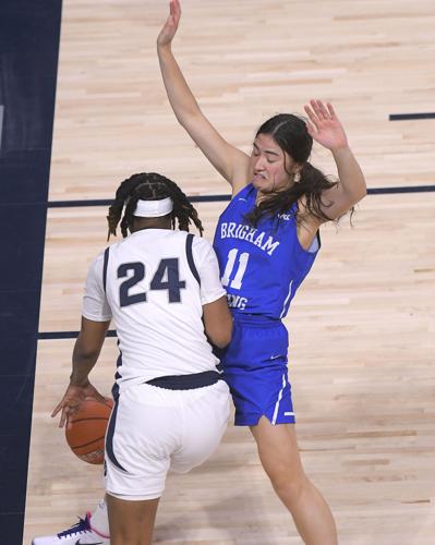 Photo Gallery: Utah State-BYU Women's Basketball | Multimedia | hjnews.com