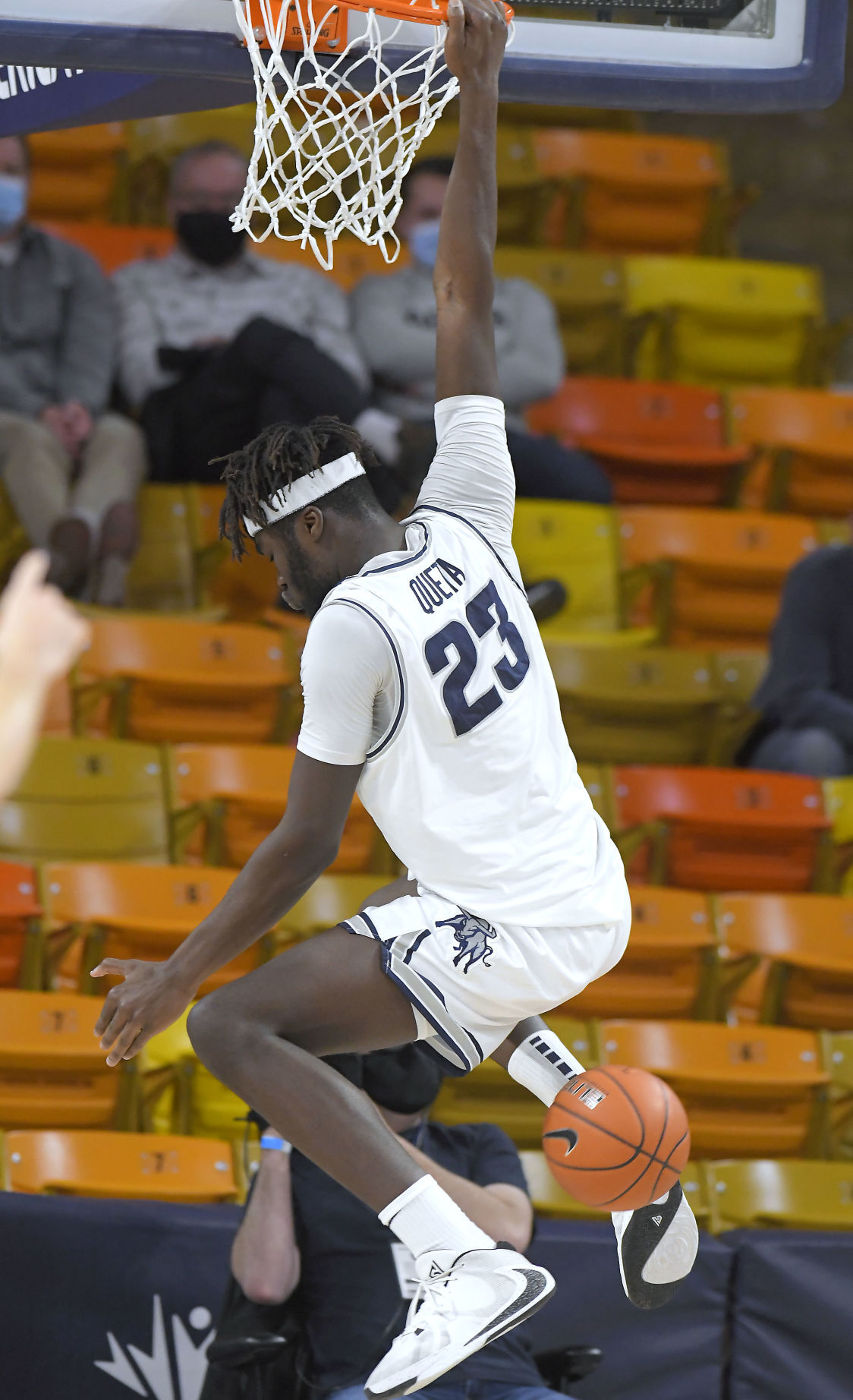 Photo Gallery: Utah State-BYU Basketball | Multimedia | hjnews.com