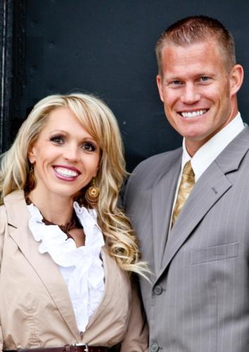 Bennett-Lyle | Weddings | hjnews.com