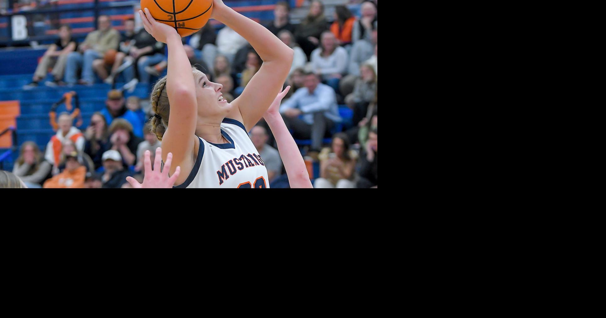 Prep girls basketball: Mustangs use strong start to beat Bobcats ...