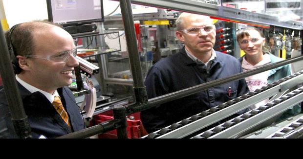 Robotic résumés: Utah lt. governor, students tour Autoliv factory to ...