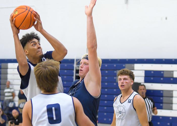 USU men’s basketball: Aggies hold scrimmage before departing for Europe ...