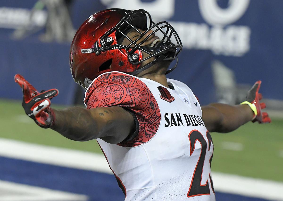 Photo Gallery: Utah State-San Diego State Football | Multimedia ...