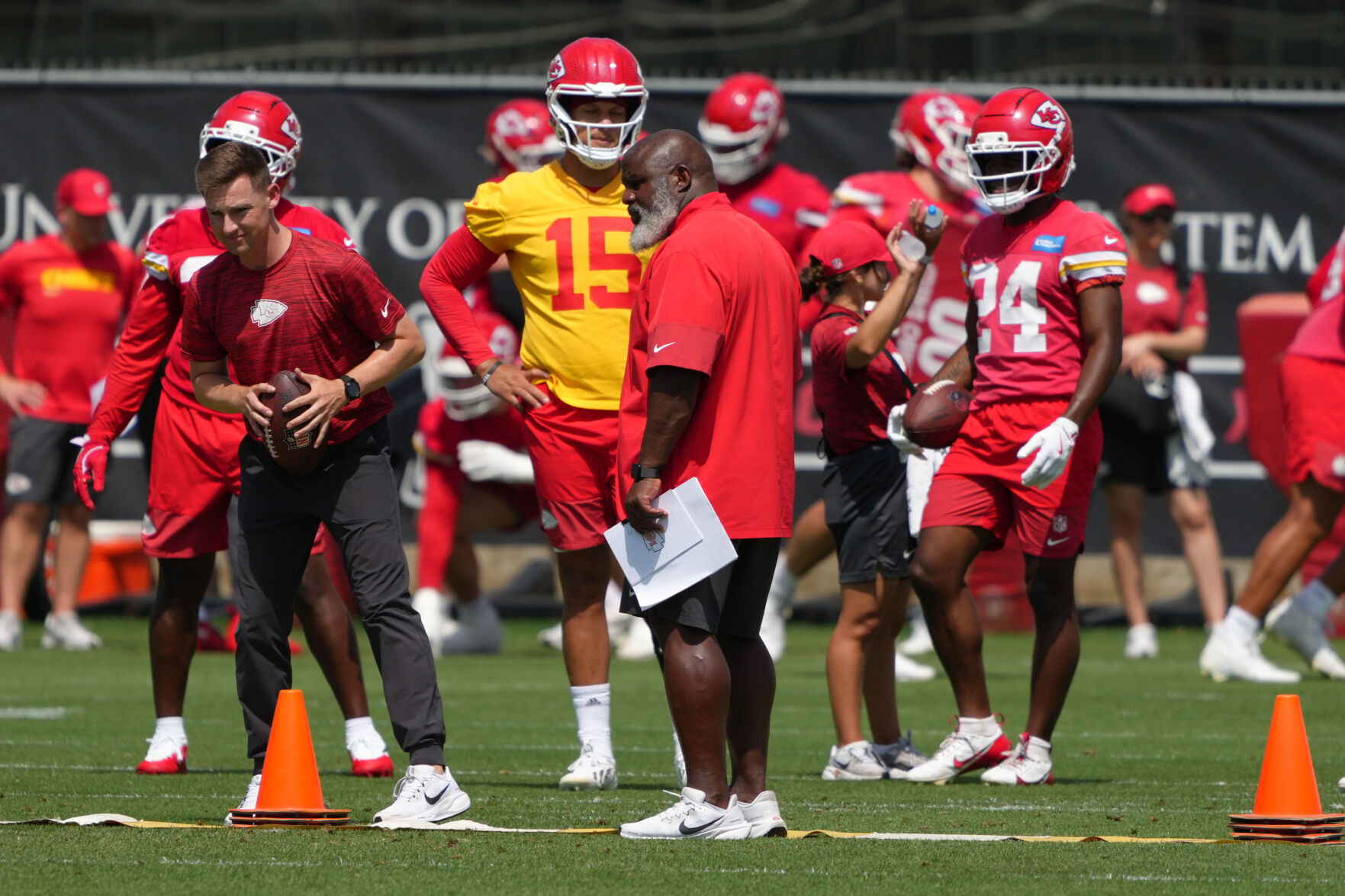 Chiefs Football | National Sports | hjnews.com