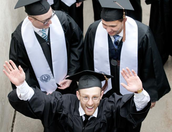 Photo Gallery: Utah State University Commencement | Multimedia | hjnews.com