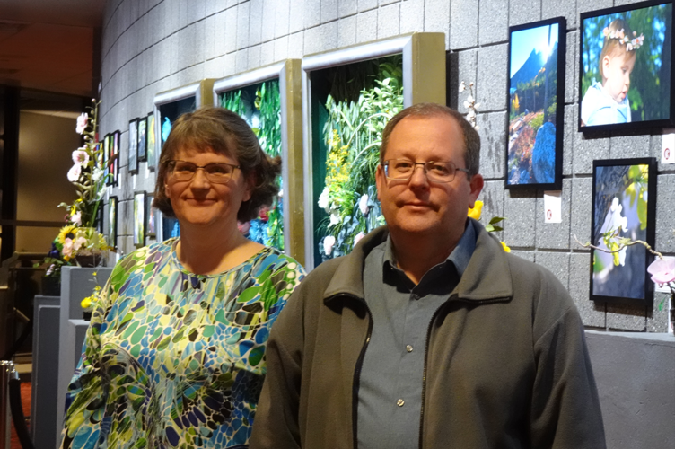 Dean and Christine Lake wrap up art display in Provo | Museums | hjnews.com