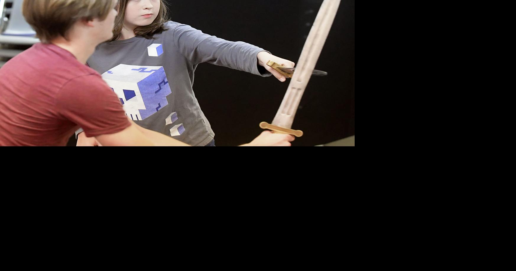 Stage-combat instructor trains Logan Youth Shakespeare actors | Local ...