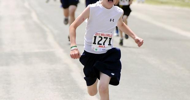 Still running: Students compete in 32nd annual Wellsville mile | News ...