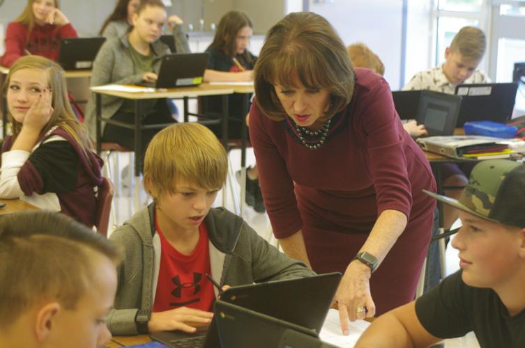 Face to face: Top state education official visits Harris Intermediate ...