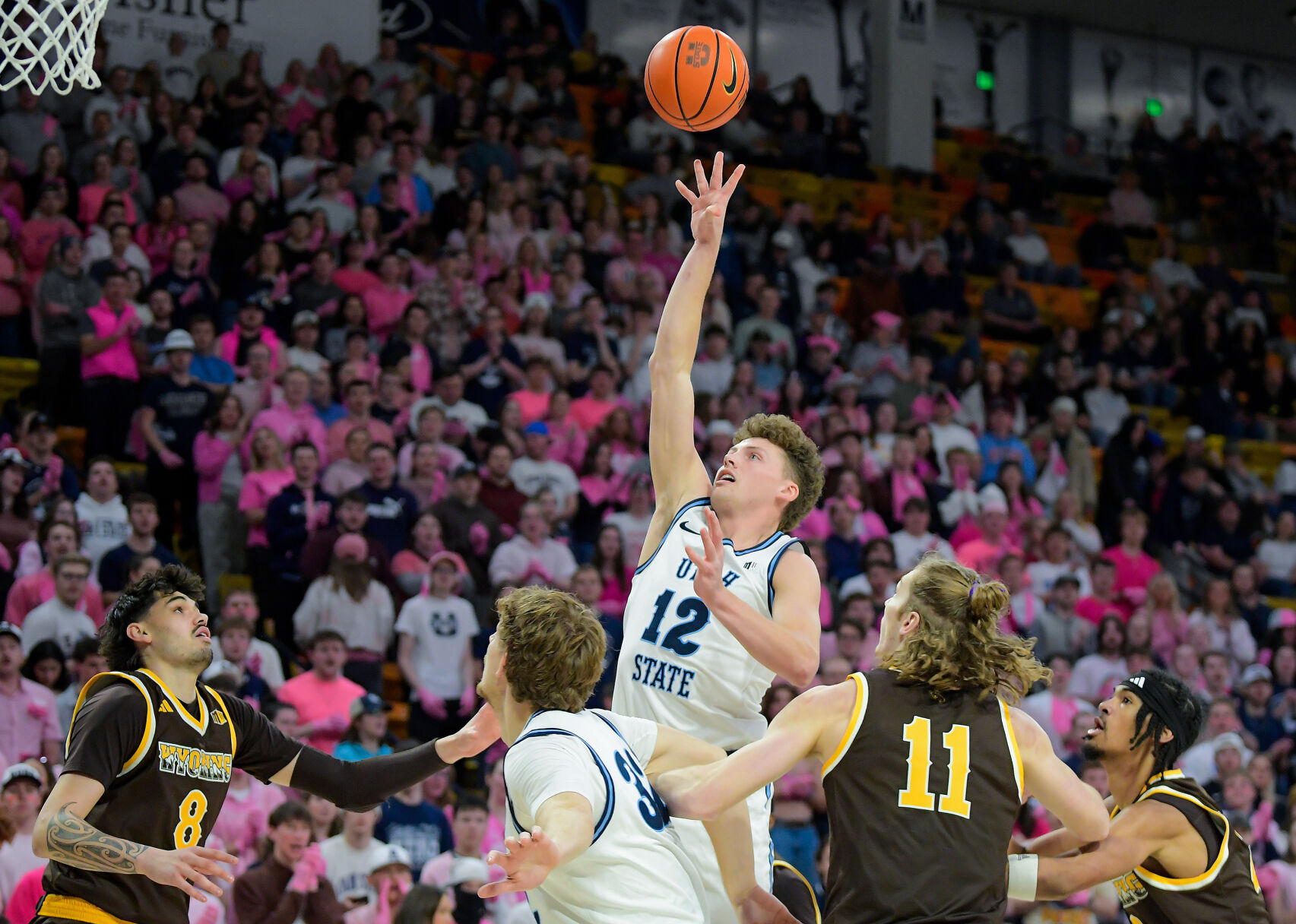 Photo Gallery: Wyoming-Utah State Basketball | Multimedia | hjnews.com
