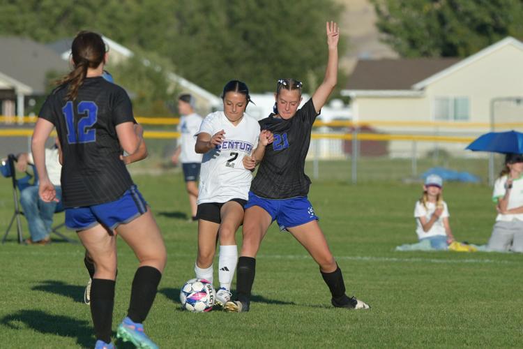 PHS girls split first tournament games | Preston Citizen | hjnews.com