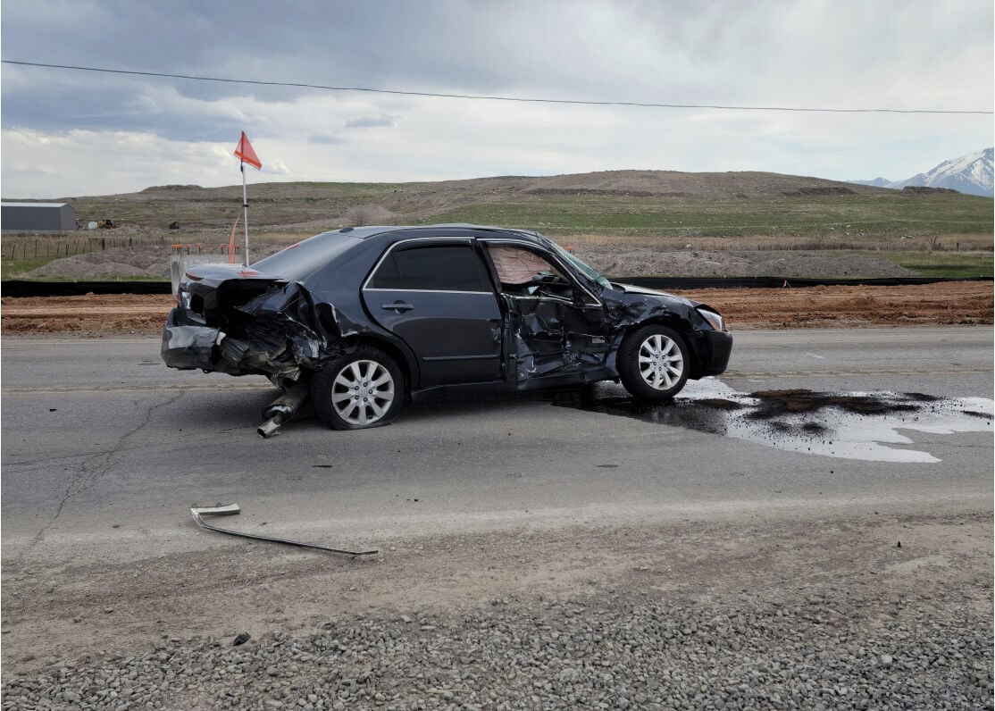 Four-vehicle crash sends three people to hospital | Local News | hjnews.com