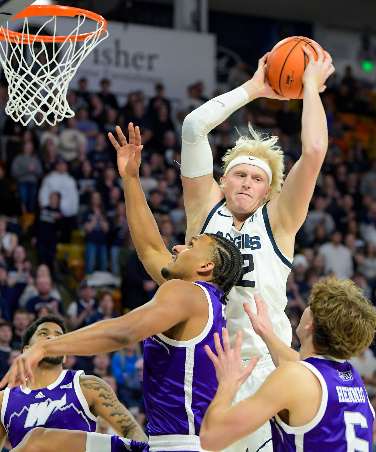 Photo Gallery: Weber State-Utah State Basketball | Multimedia | hjnews.com