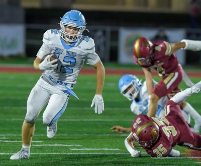 Prep football: Egbert's big night helps propel Cats past Grizz | School ...