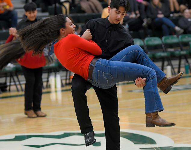 Photo Gallery: Mountain Crest-Green Canyon Basketball | Multimedia ...