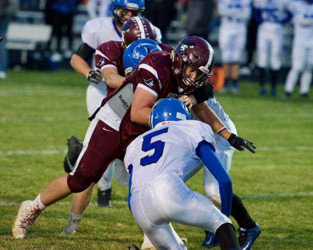 Pirates advance to quarterfinals with 40-6 win | Sports | hjnews.com