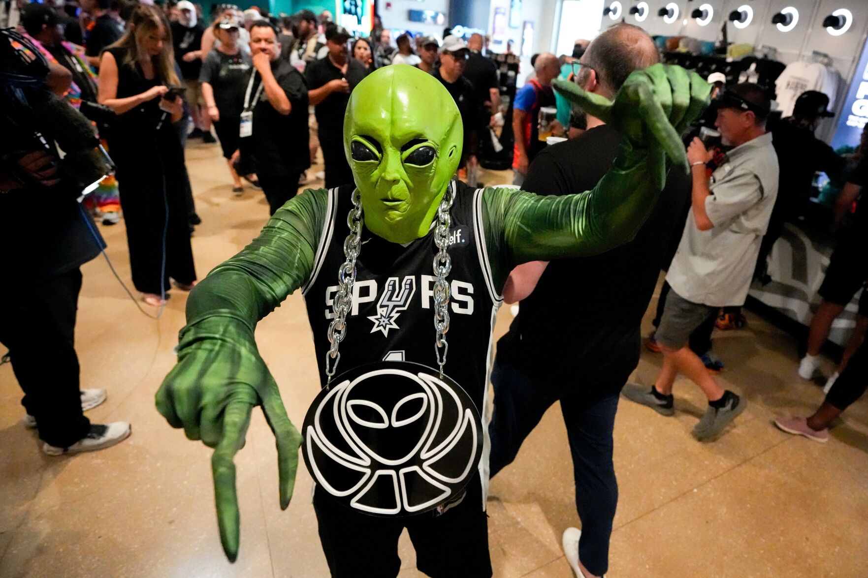 NBA Finals Knicks Spurs Basketball | National Sports | hjnews.com