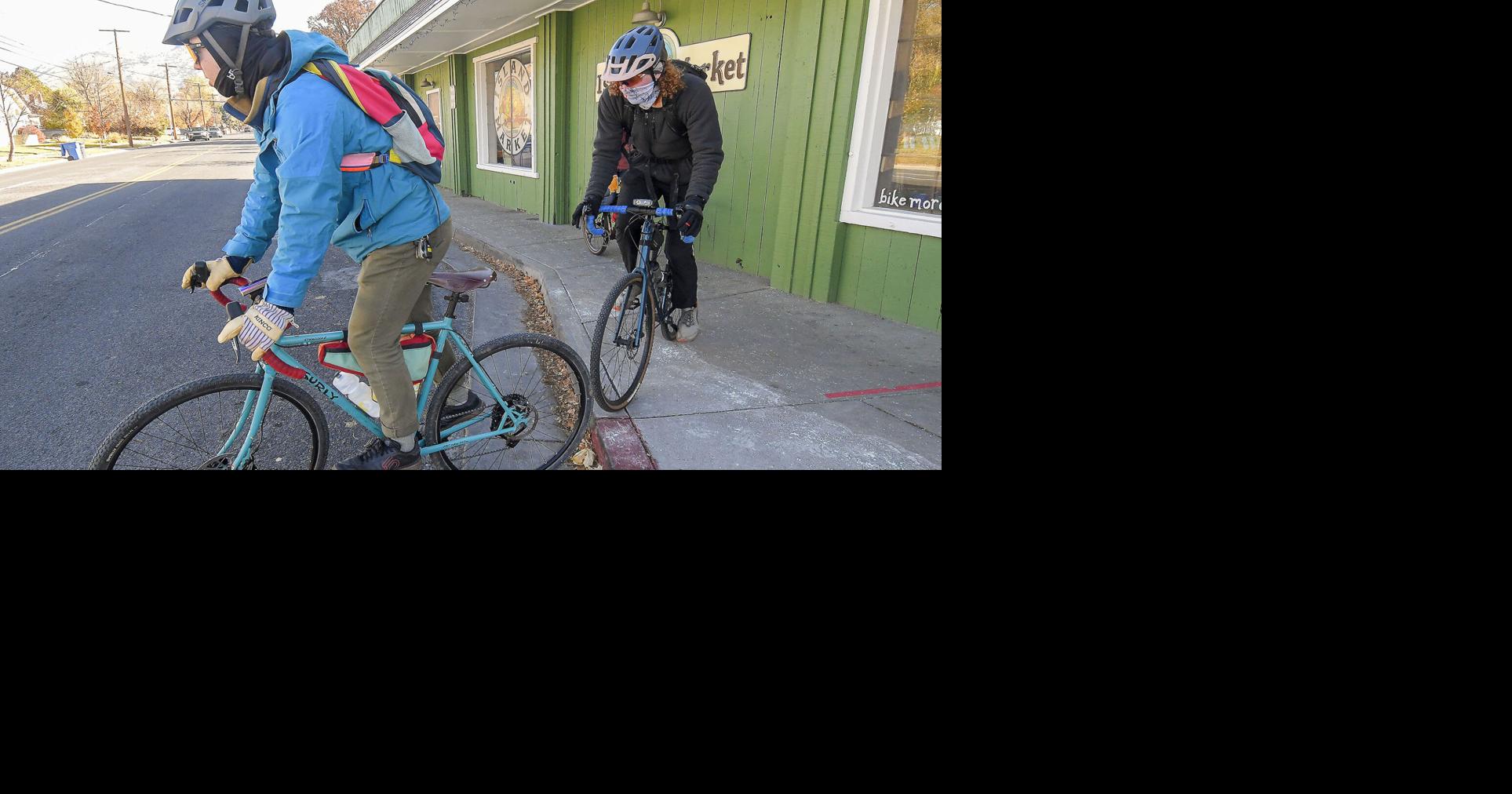 Aggie Blue Bikes holds annual charity race for ‘Cranksgiving’ | Local ...