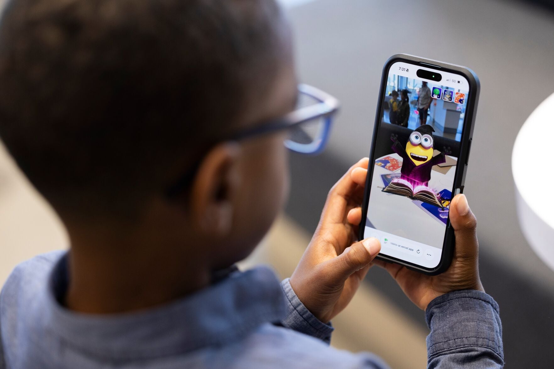Minions Xfinity Store Takeover | Nation | hjnews.com