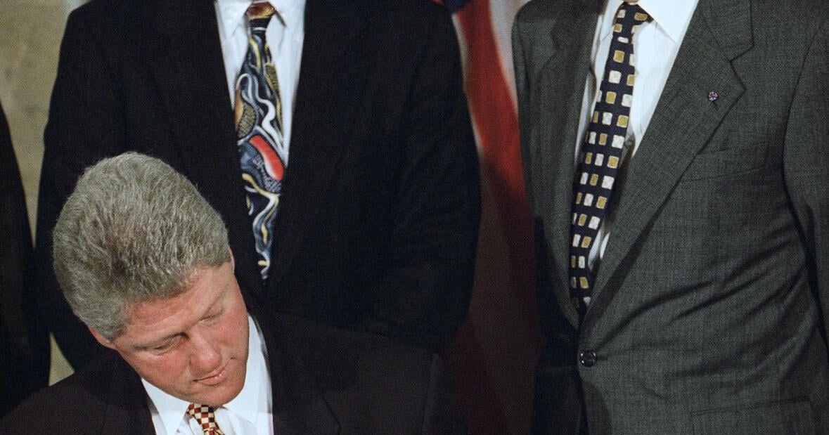 Obit Donald Riegle | Nation | hjnews.com