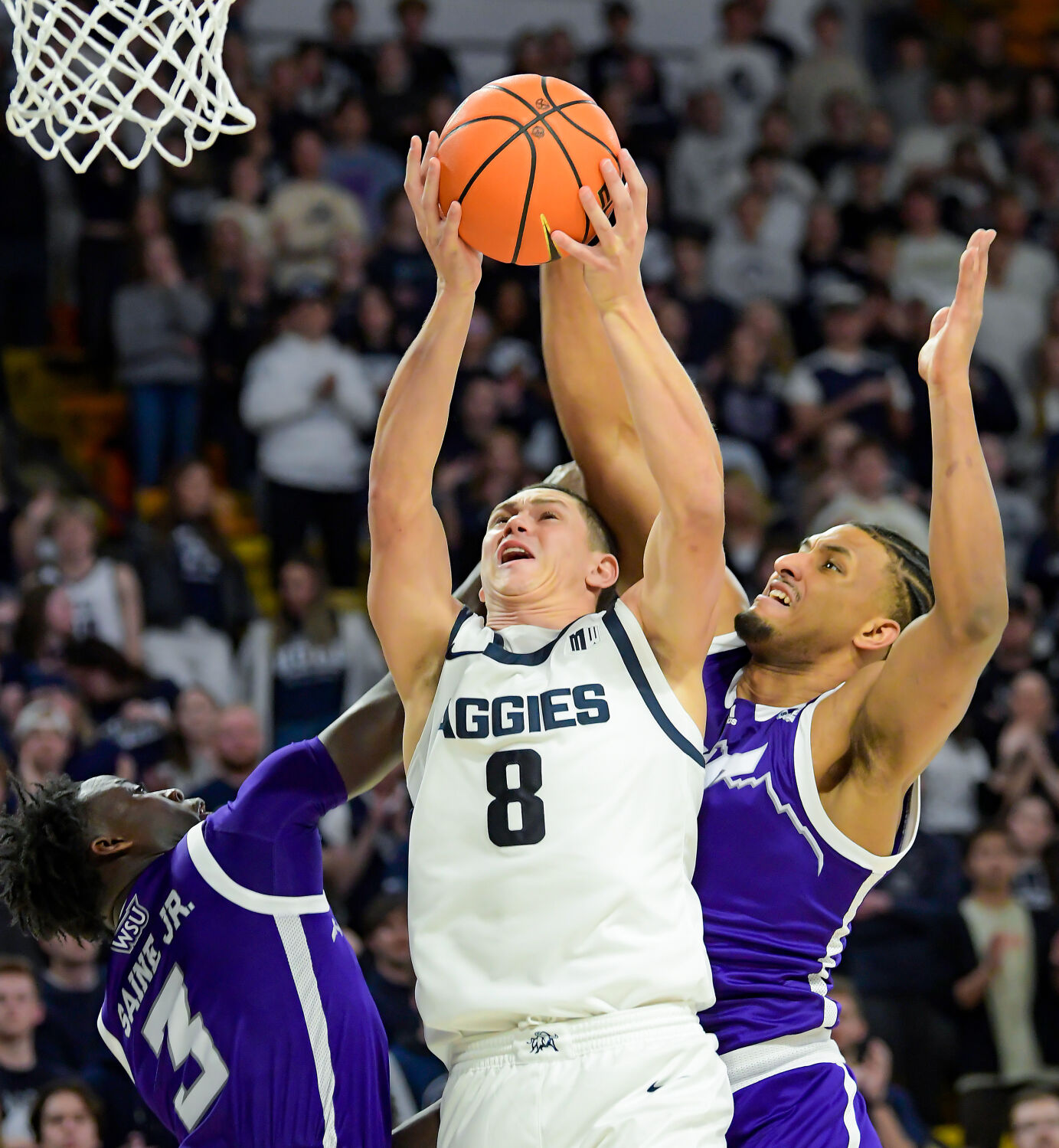 Photo Gallery: Weber State-Utah State Basketball | Multimedia | hjnews.com