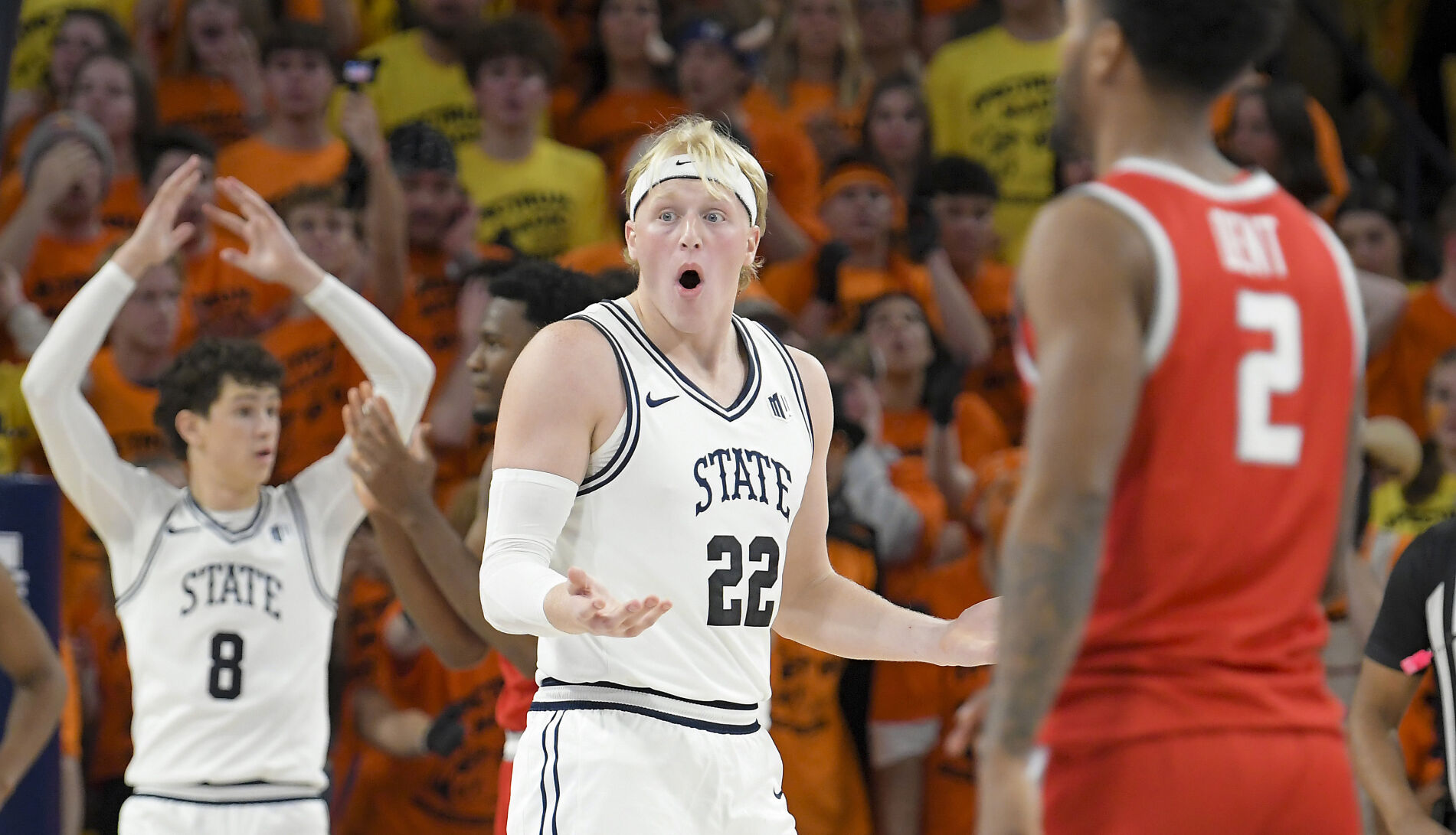 USU men’s basketball: Lobos blast Aggies in second half, alone atop MW ...
