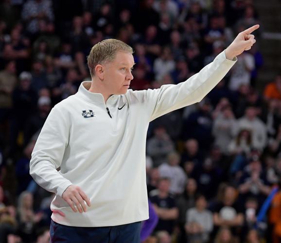 USU men’s basketball: Calhoun headed to Cincinnati after two years ...