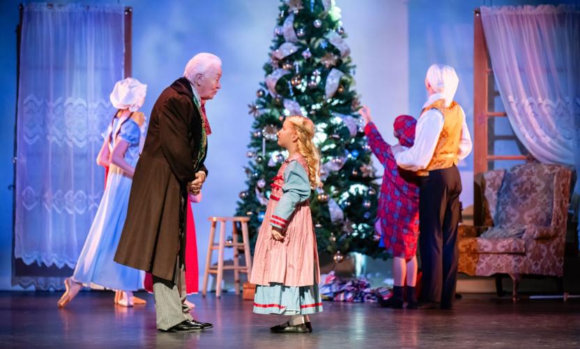 sandy walker set decorator