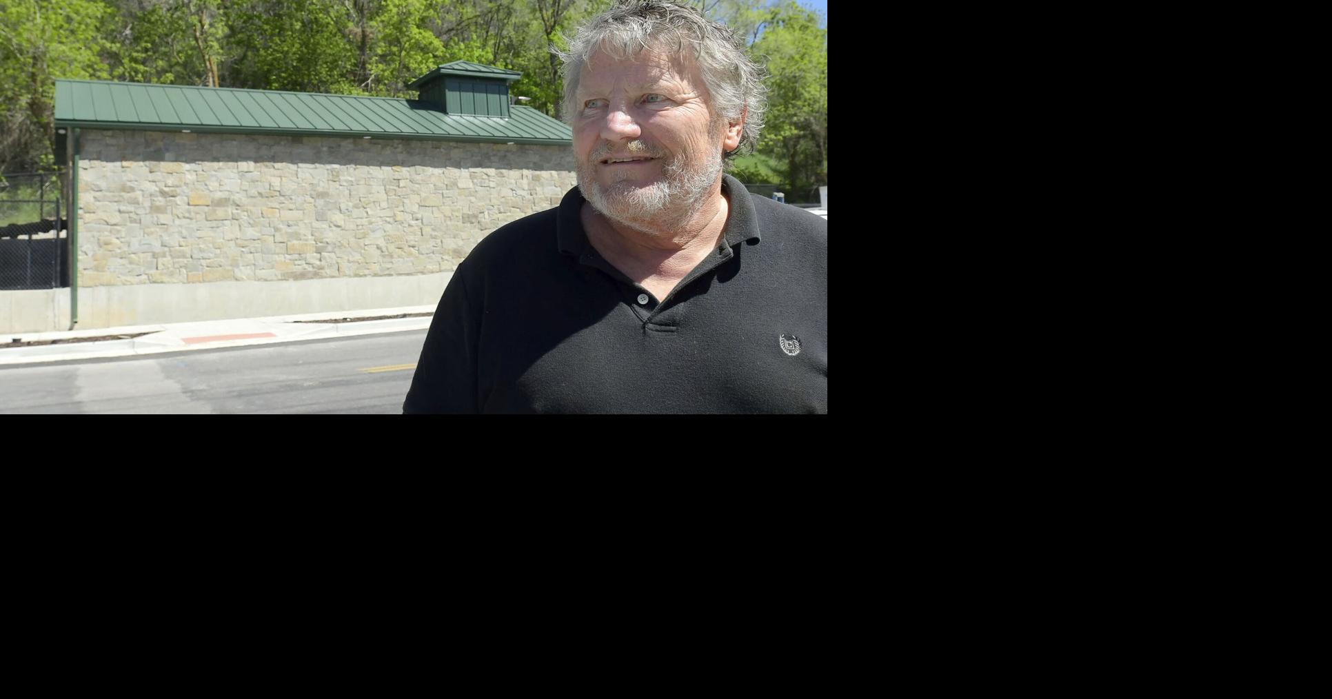 Bruce Bugbee enhances Crockett Avenue with donation for new well house ...