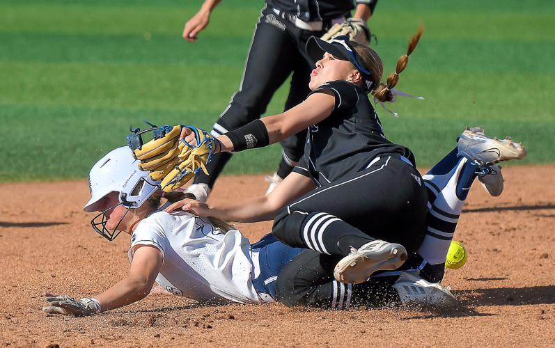 USU softball: Aggies sweep first-place Wolf Pack | USU Sports | hjnews.com