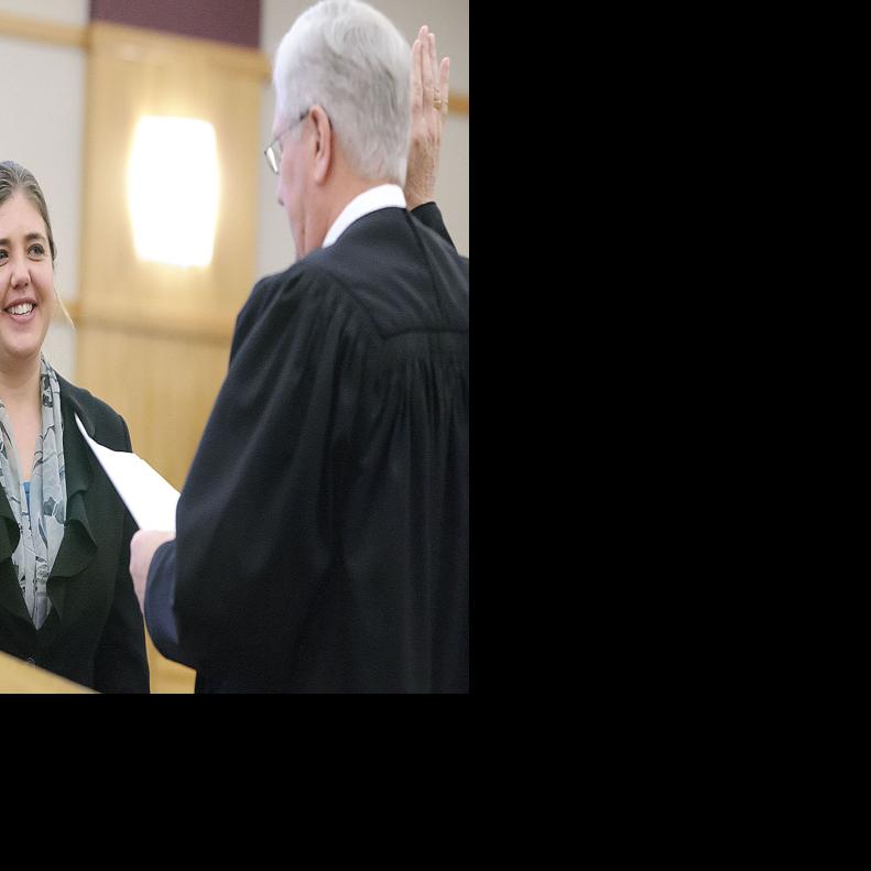 Angela Fonnesbeck sworn in as first female judge in 1st District Court ...