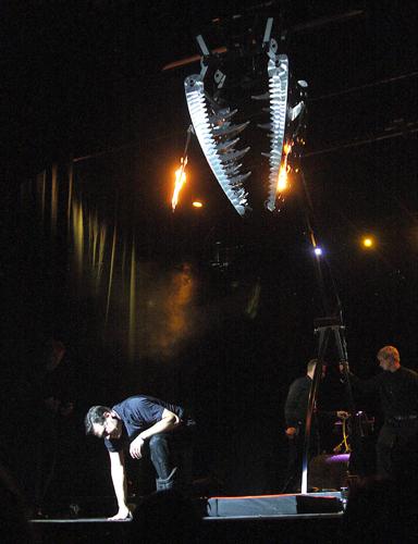 Jay Owenhouse: The Authentic Illusionist brings magic — and some snow ...