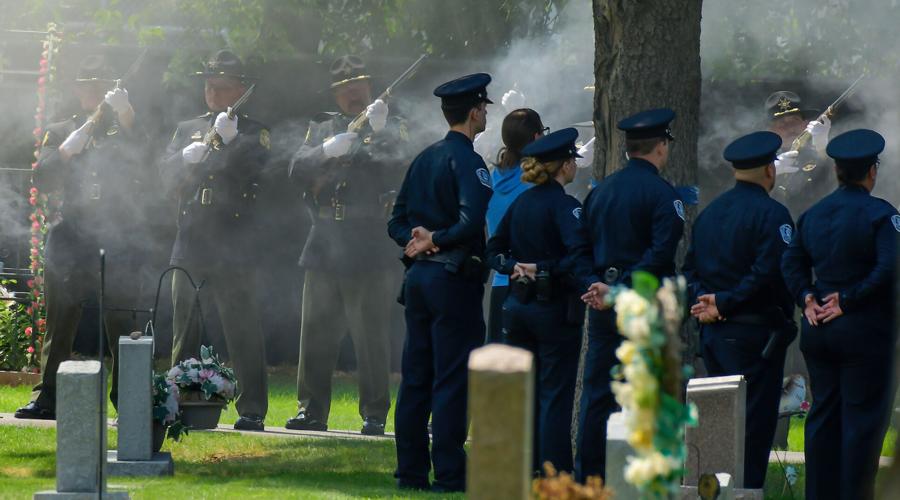 ‘What true heroes do:’ Community honors fallen officer Eric Estrada in ...