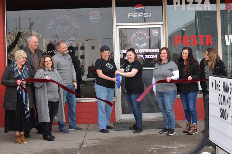 The Hangout holds grand opening | Preston Citizen | hjnews.com