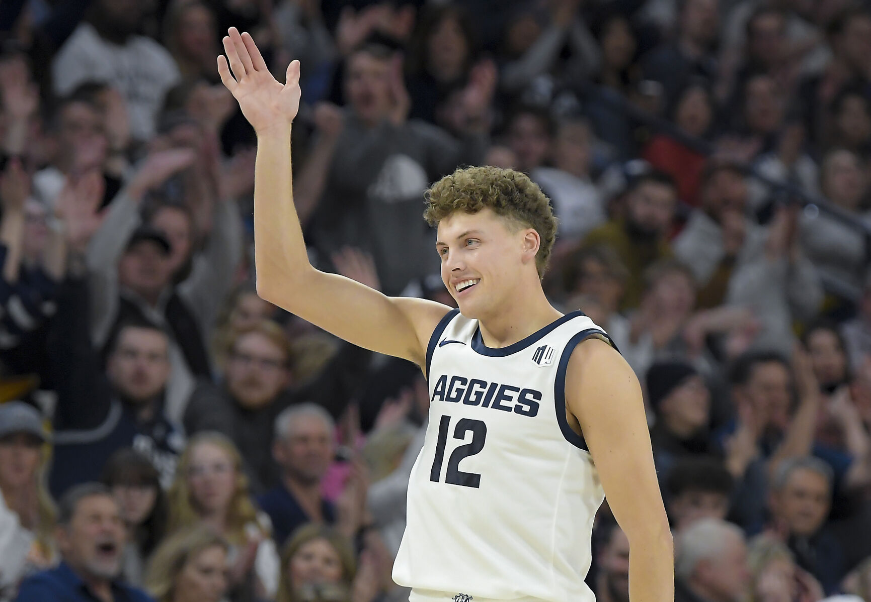 USU men’s basketball: Aggies escape Bulldogs, Martinez leads the way ...