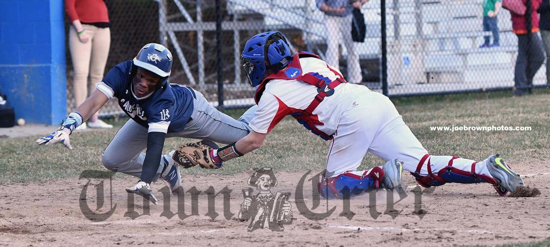Dramatic game-ending win for Redmen: Freshman catcher makes big play to ...