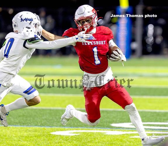 Redmen make it 10 in a row: Tewksbury High football blows out Ashland ...