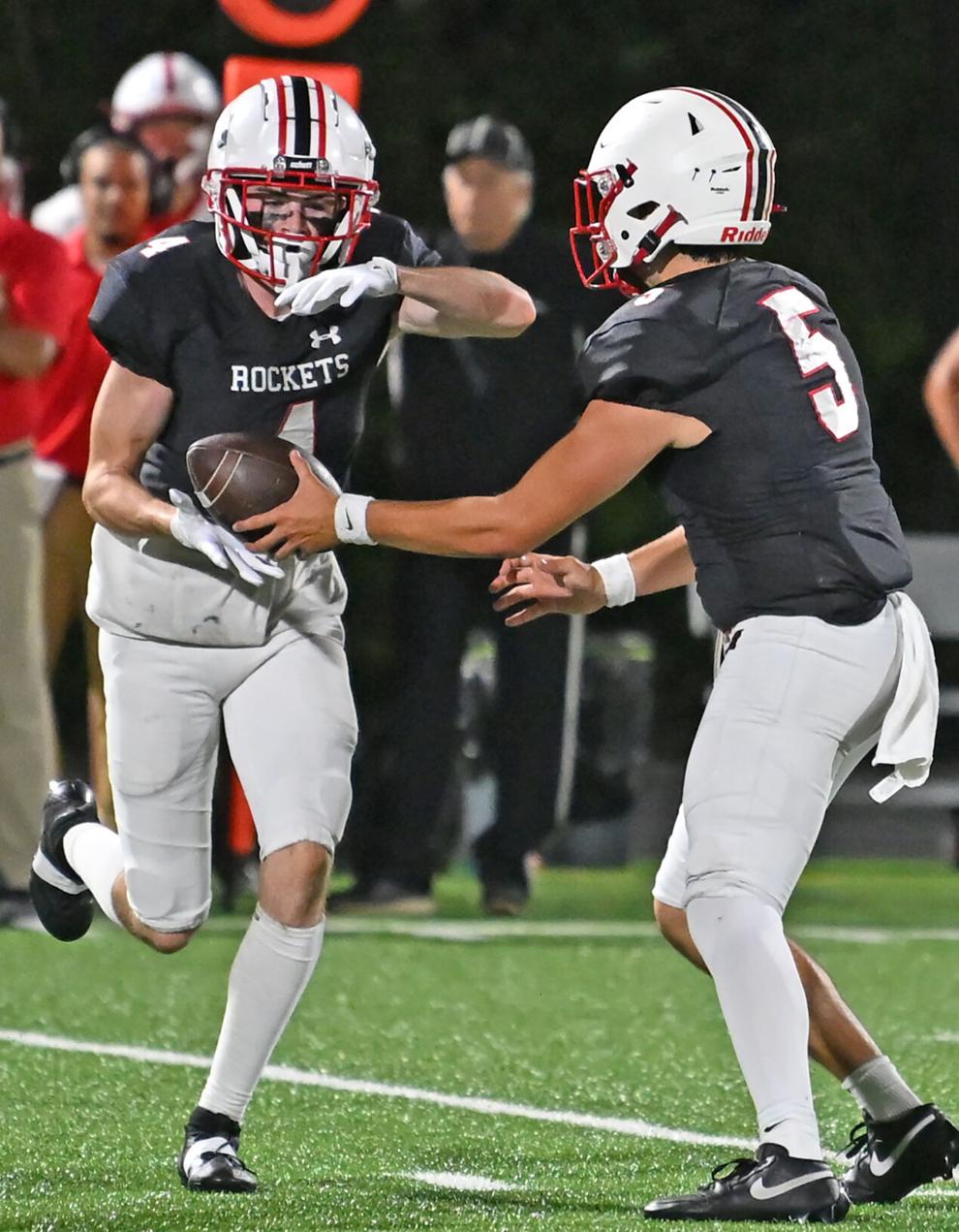 Reading High football falls to Arlington | Daily Times Chronicle ...