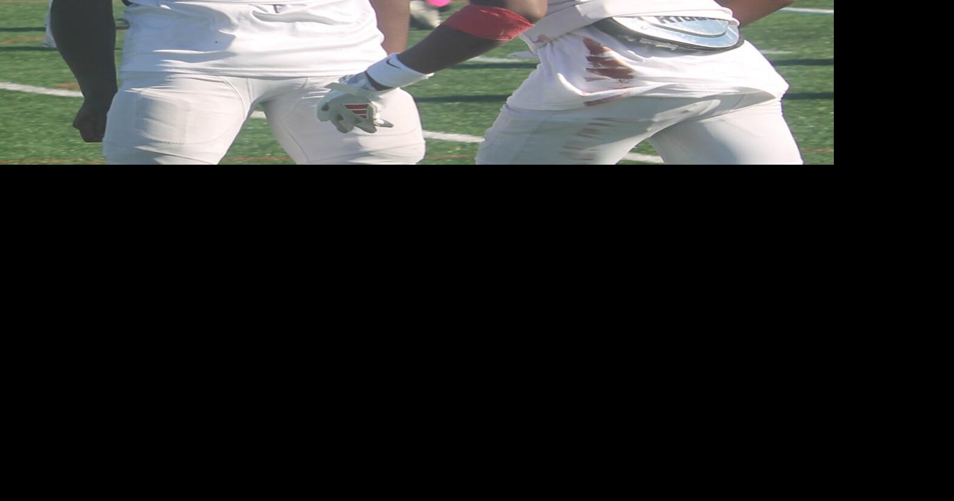 Reading High football pulls away from Woburn | Daily Times Chronicle ...