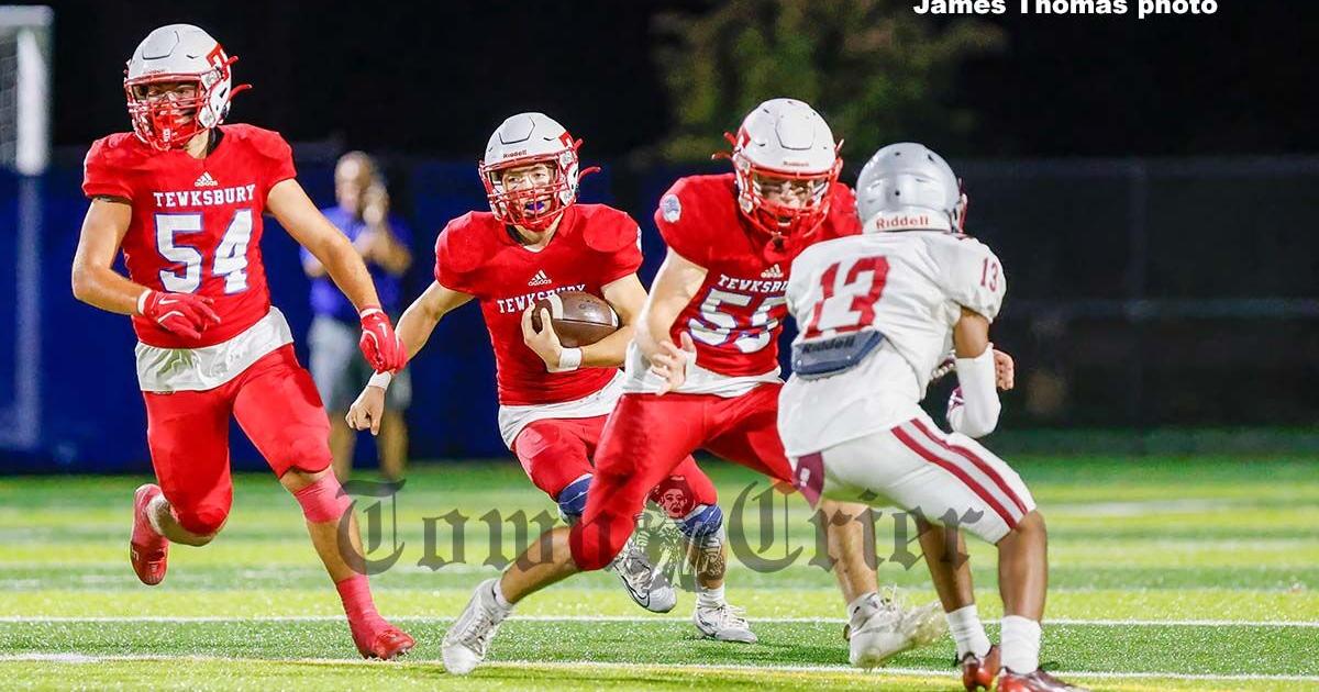 Huge win for TMHS football, Aylward: Coach earns 200th career triumph ...