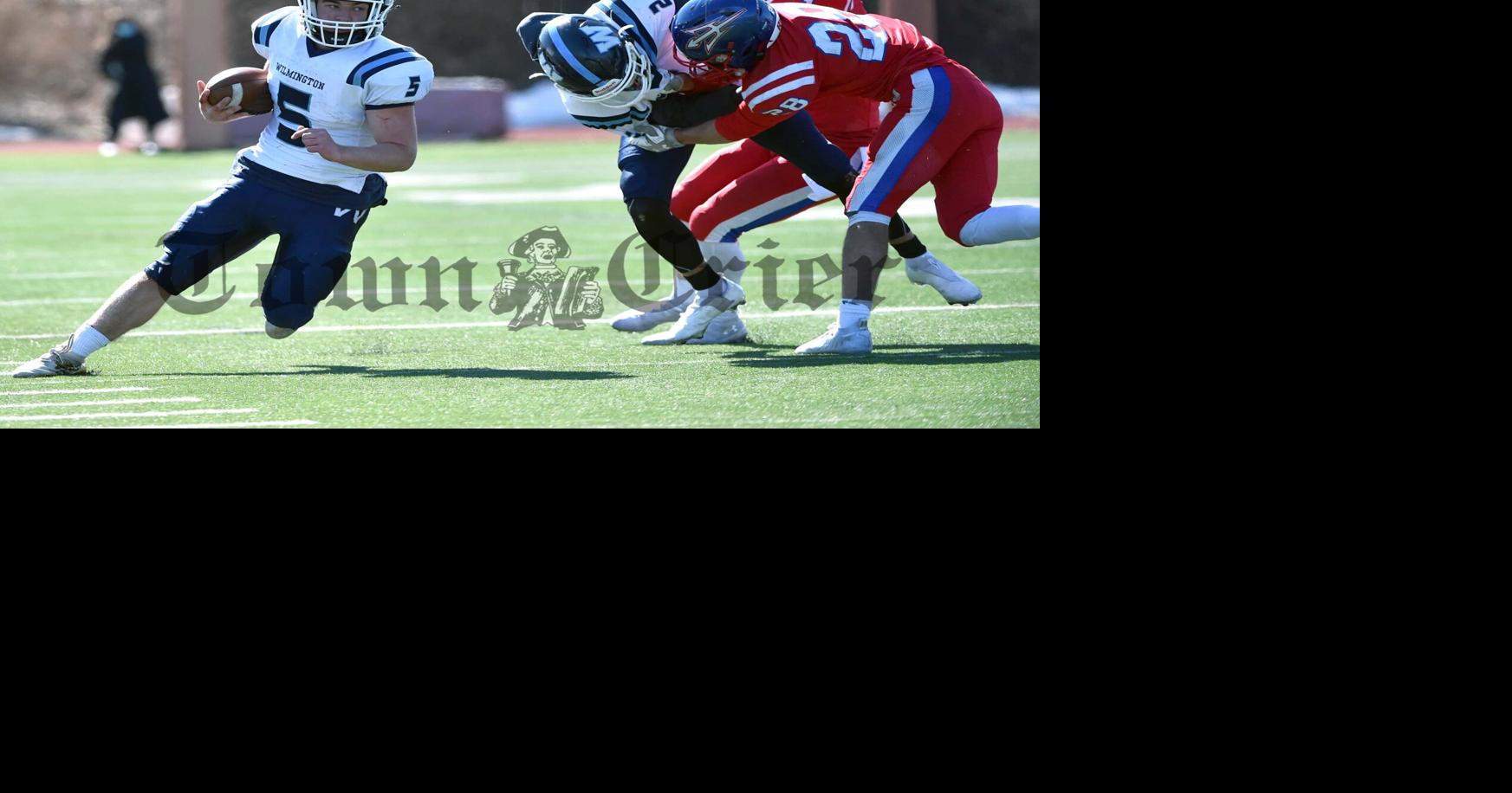 Stoneham wins battle in trenches, leads to victory | Sports ...