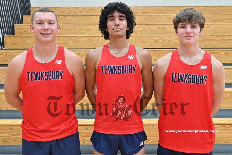 Both cross-country teams conclude seasons at Division 2B Meet | Sports ...