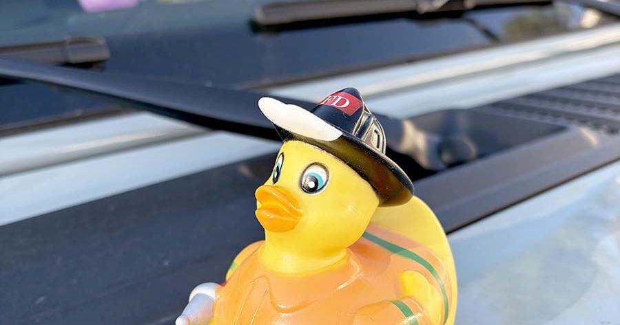 Jeep Ducking has become the new trend: Leave a rubber ducky on a Jeep ...